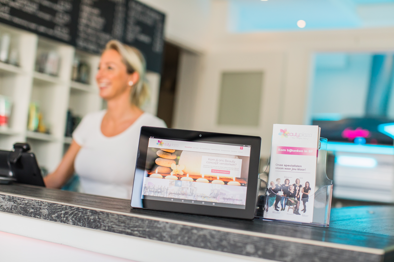 Office Welcome Screen | Information Screen - PixioScreen